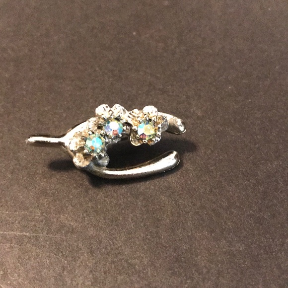Jewelry | Vintage Wishbone Brooch | Poshmark